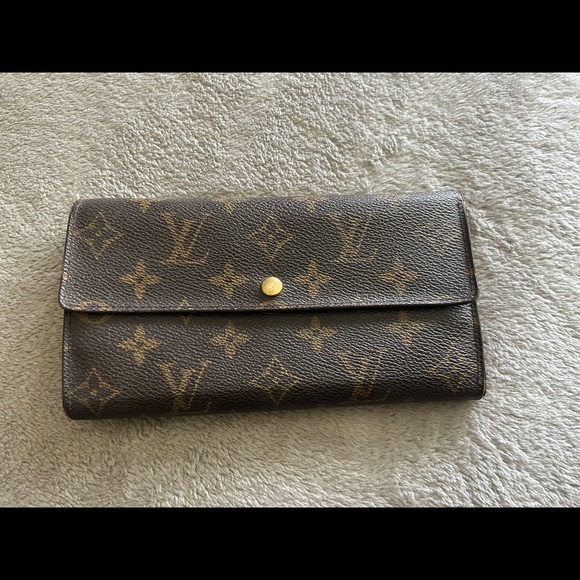 Louis Vuitton | Bags | Authentic Louis Vuitton Monogram Wallet | Poshmark